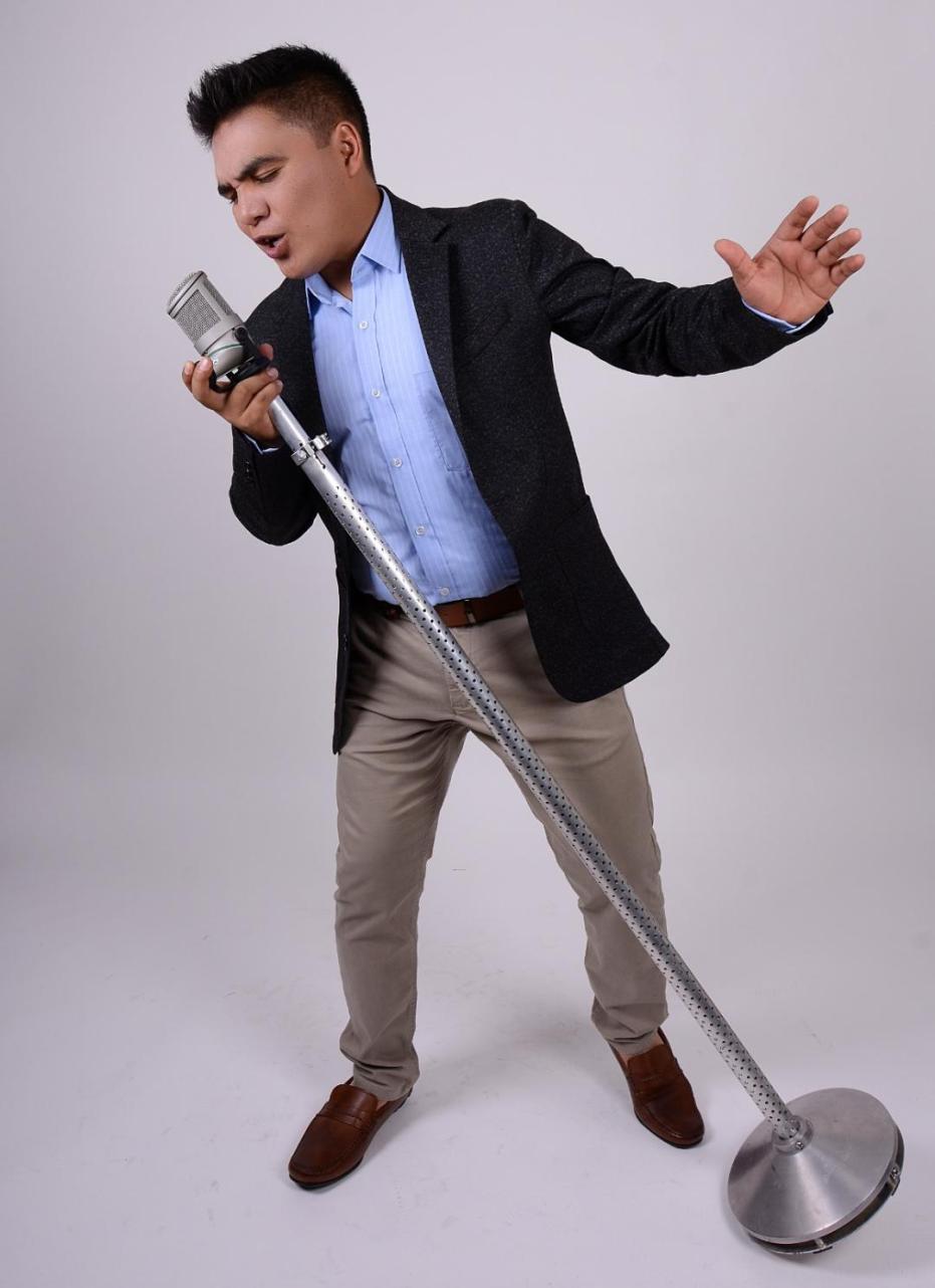 Ismael «Pipo» Rodríguez, ex vocalista de Los Ángeles Azules, hace ...